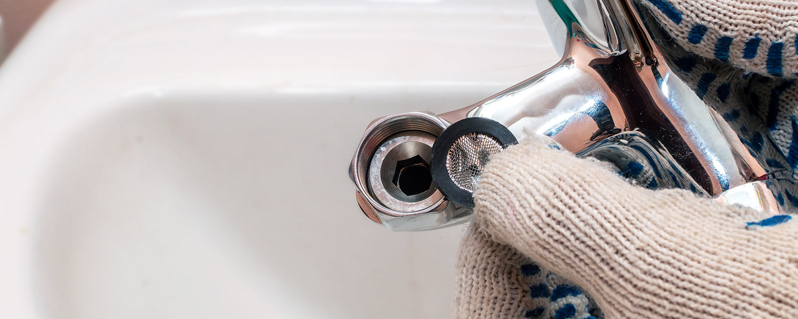 Réussir le changement d’un joint de robinet | Guide Artisan